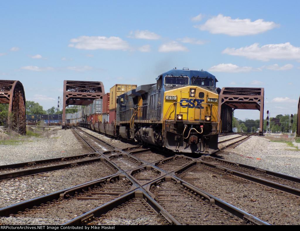 CSX 410